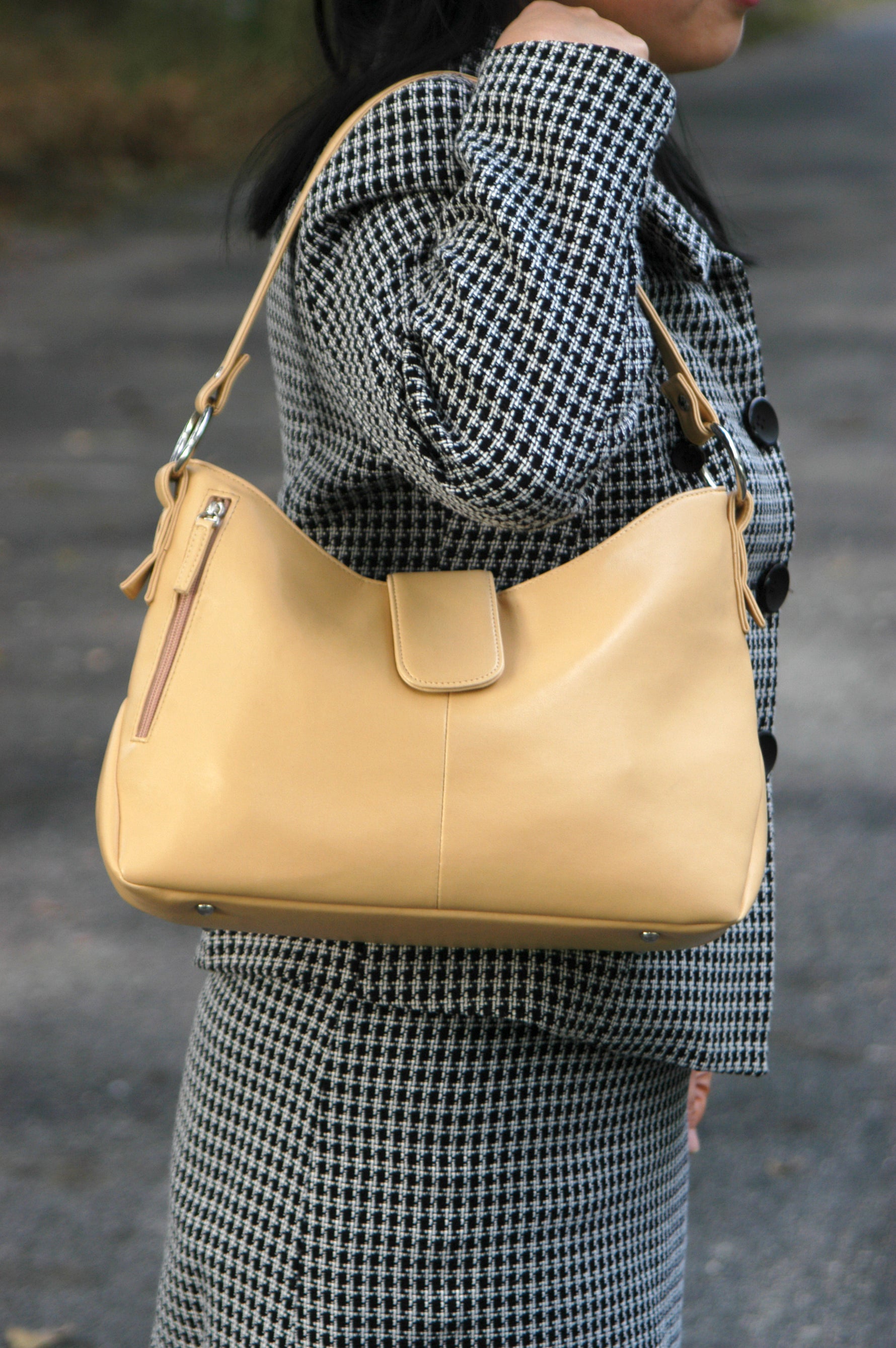 Clientele Gravity Control® System